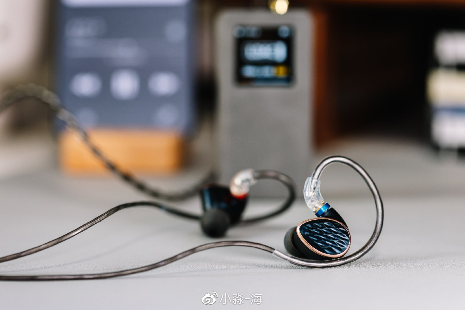 飞傲 FH15 圈铁耳塞：你老实告诉我，什么叫流行味？-FIIO---BORN FOR MUSIC