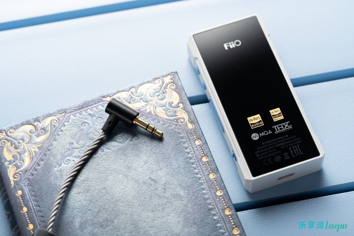 「迷走反射 . 省流点评」 “交个朋友” 飞傲 FD11 碳基振膜动圈耳机-FIIO---BORN FOR MUSIC