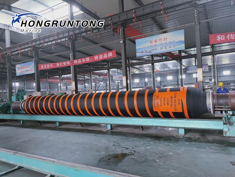 Self-Floating Dredge Hose-Hongruntong Marine | World marine service and ...