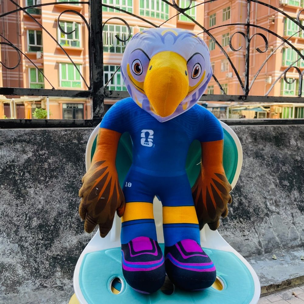 2026 World Cup mascot plush toy Clutch-soccerwe