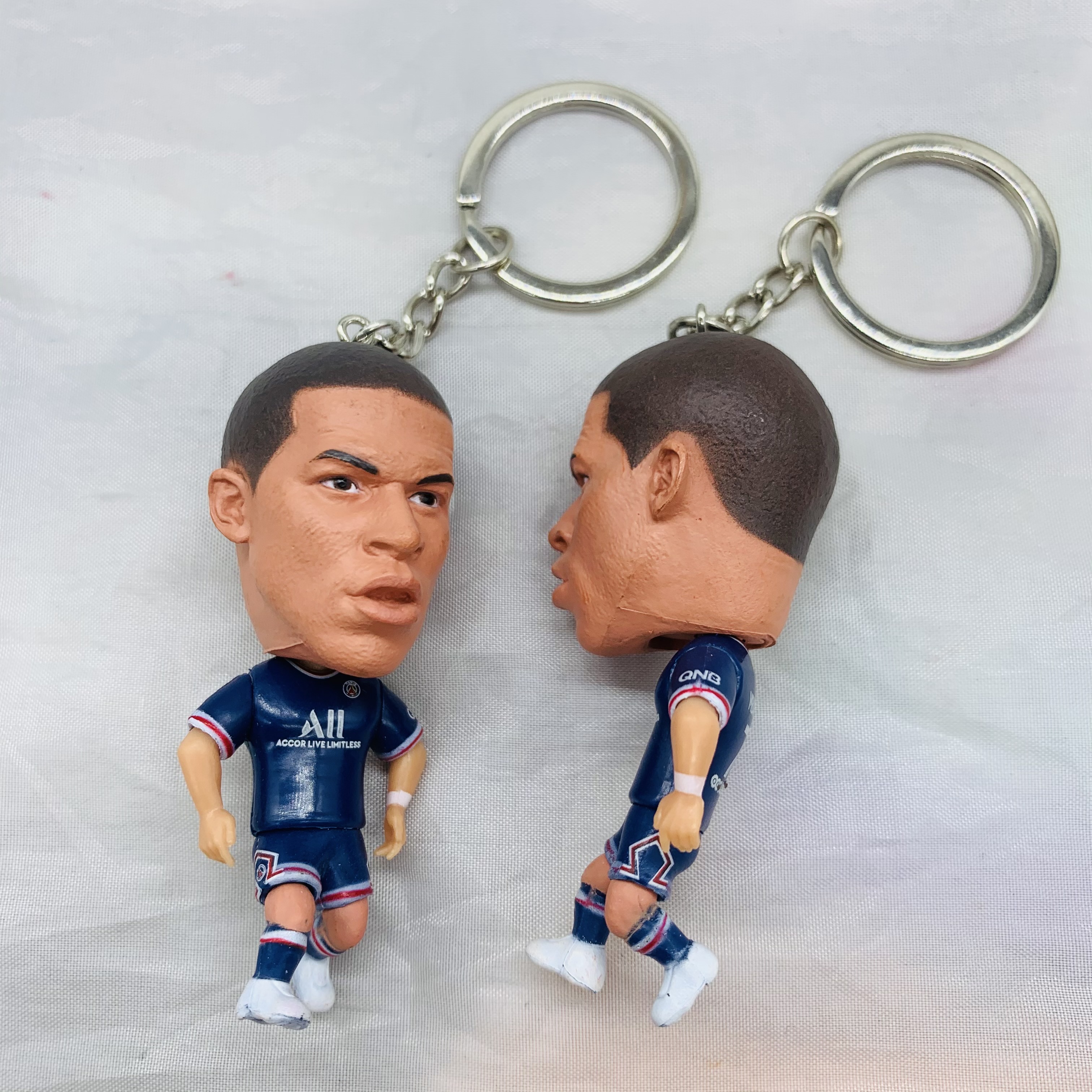 Paris Saint-Germain F.C Football Player 7# Kylian Mbappé doll Keychains ...
