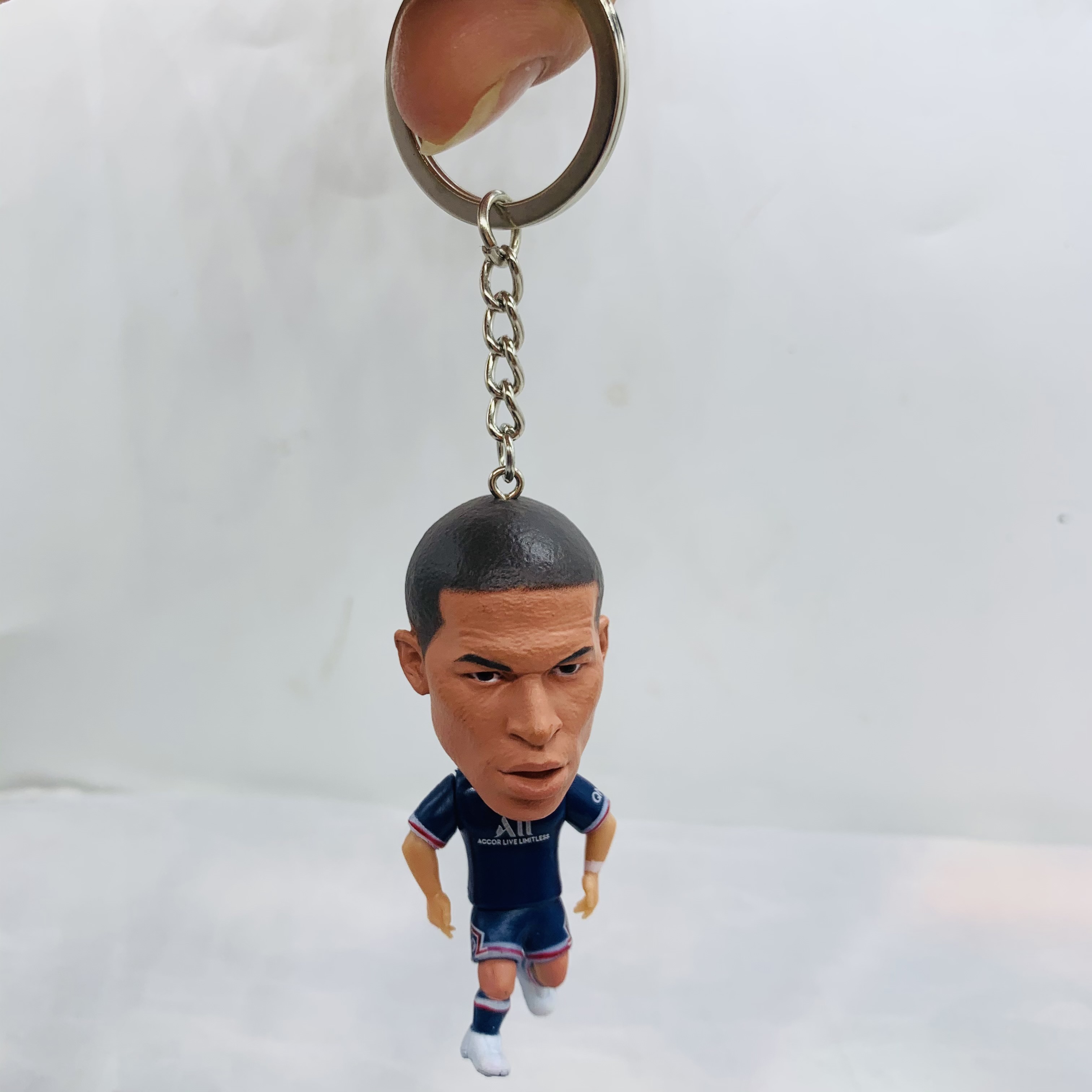 Paris Saint-Germain F.C Football Player 7# Kylian Mbappé doll Keychains ...