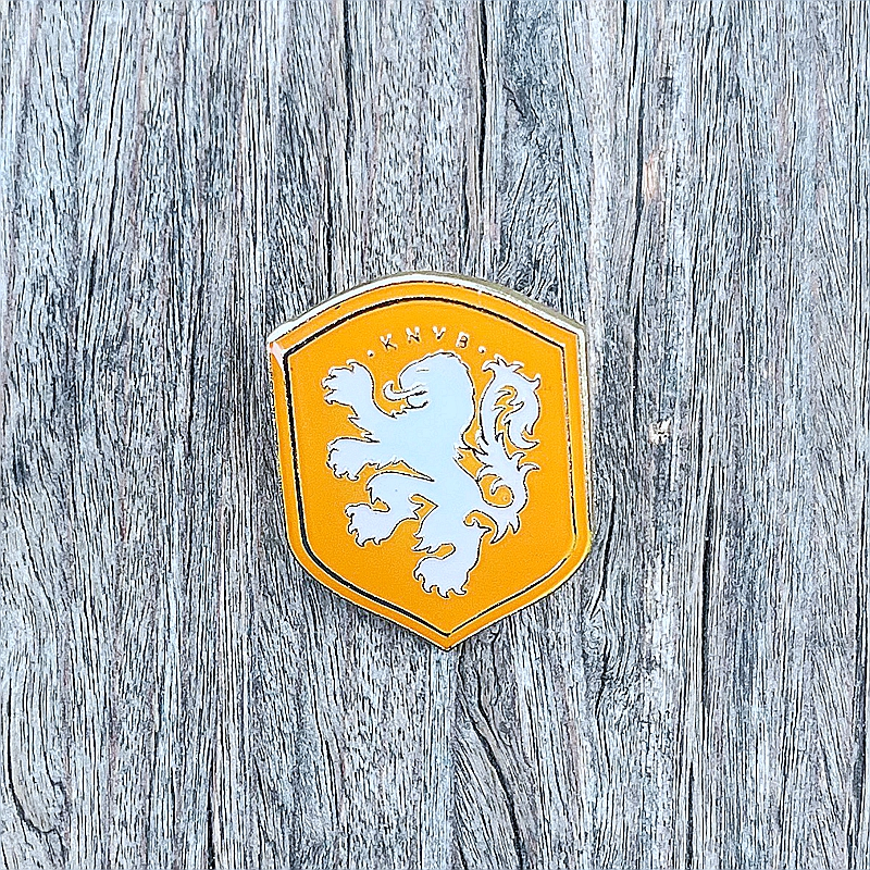 FIFA Netherlands crest badge-soccerwe