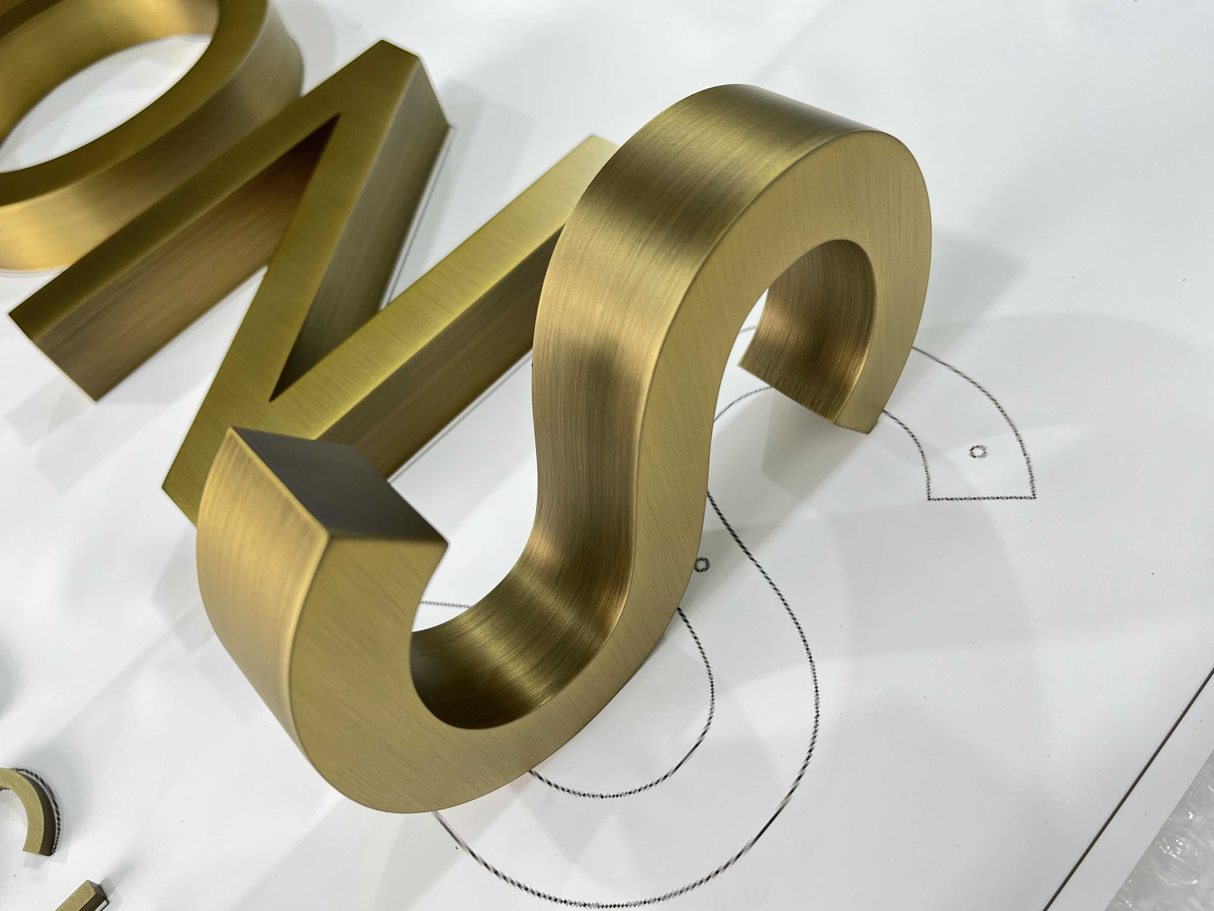 REVERSE CHANNEL LETTERS IN PLATING-企业官网