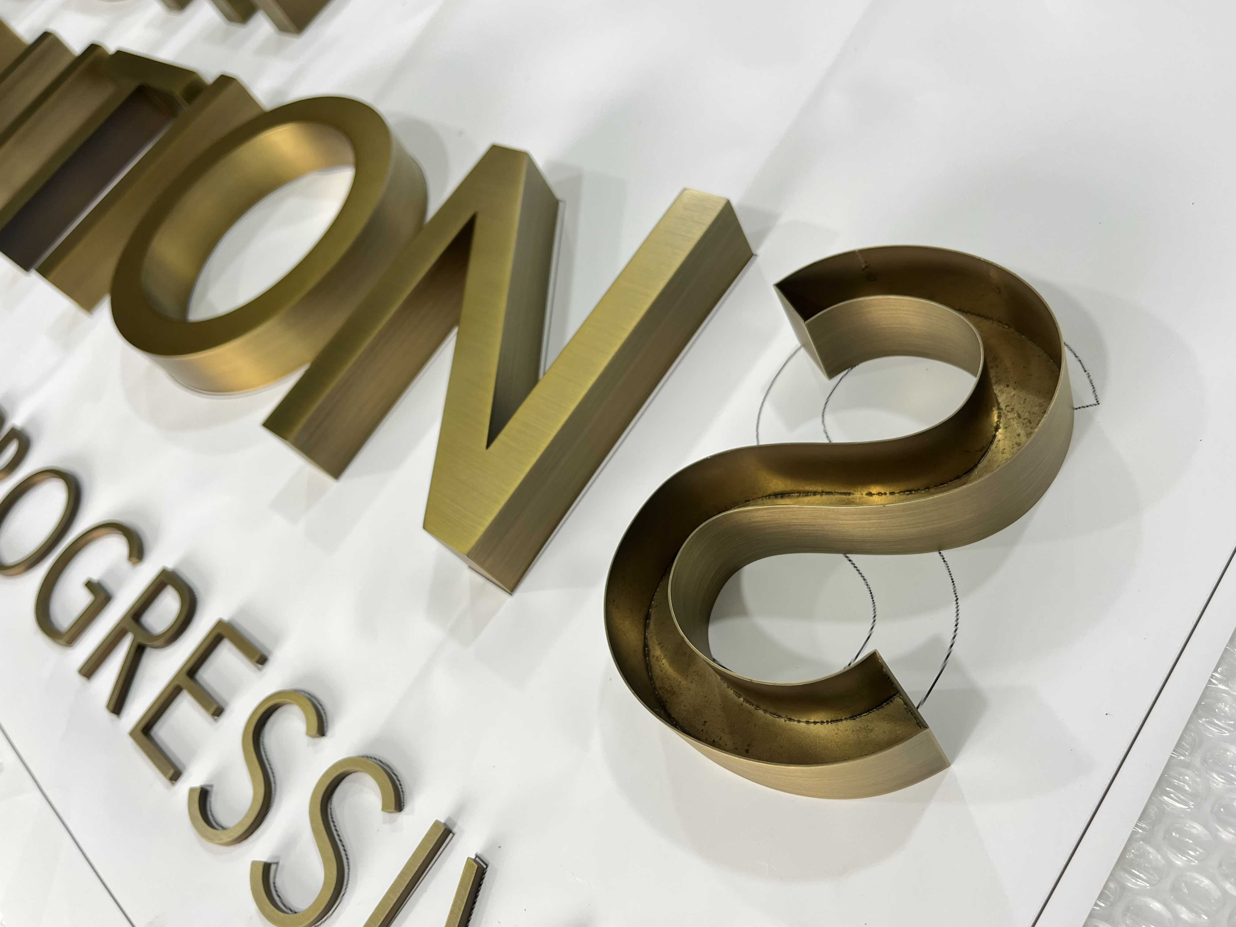 REVERSE CHANNEL LETTERS IN PLATING-企业官网