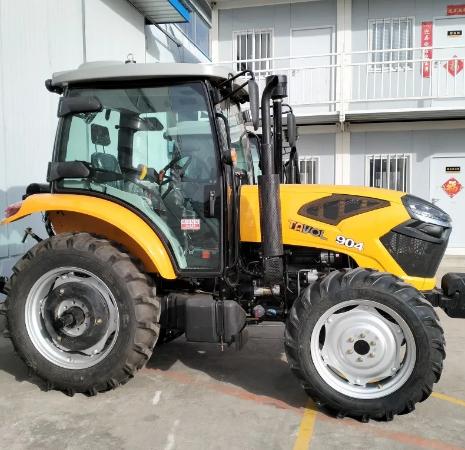 Factory Price 4WD EPA Engine Working Tractors Agriculture Compact ...